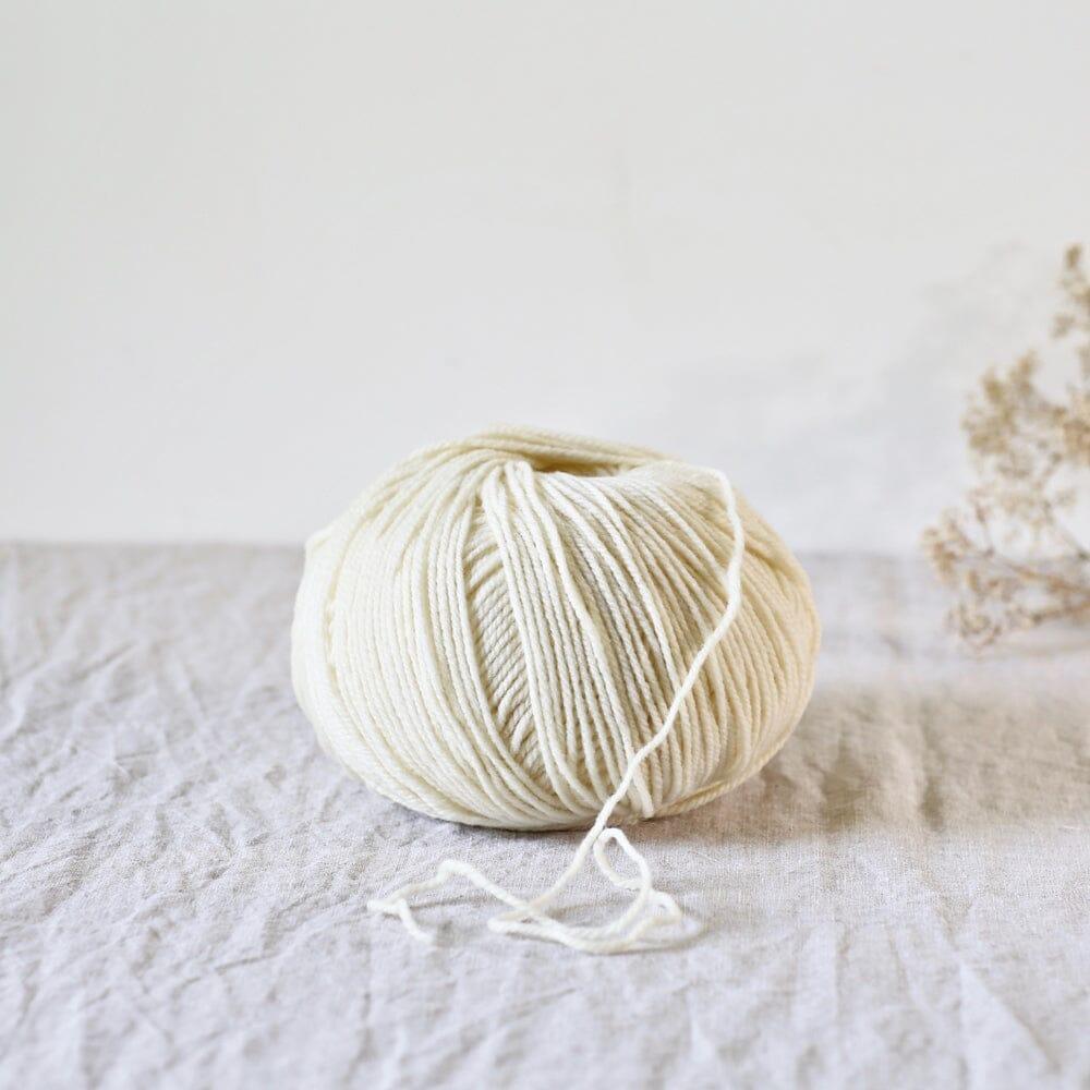 De Rerum Natura Gilliatt | Tangled Yarn UK